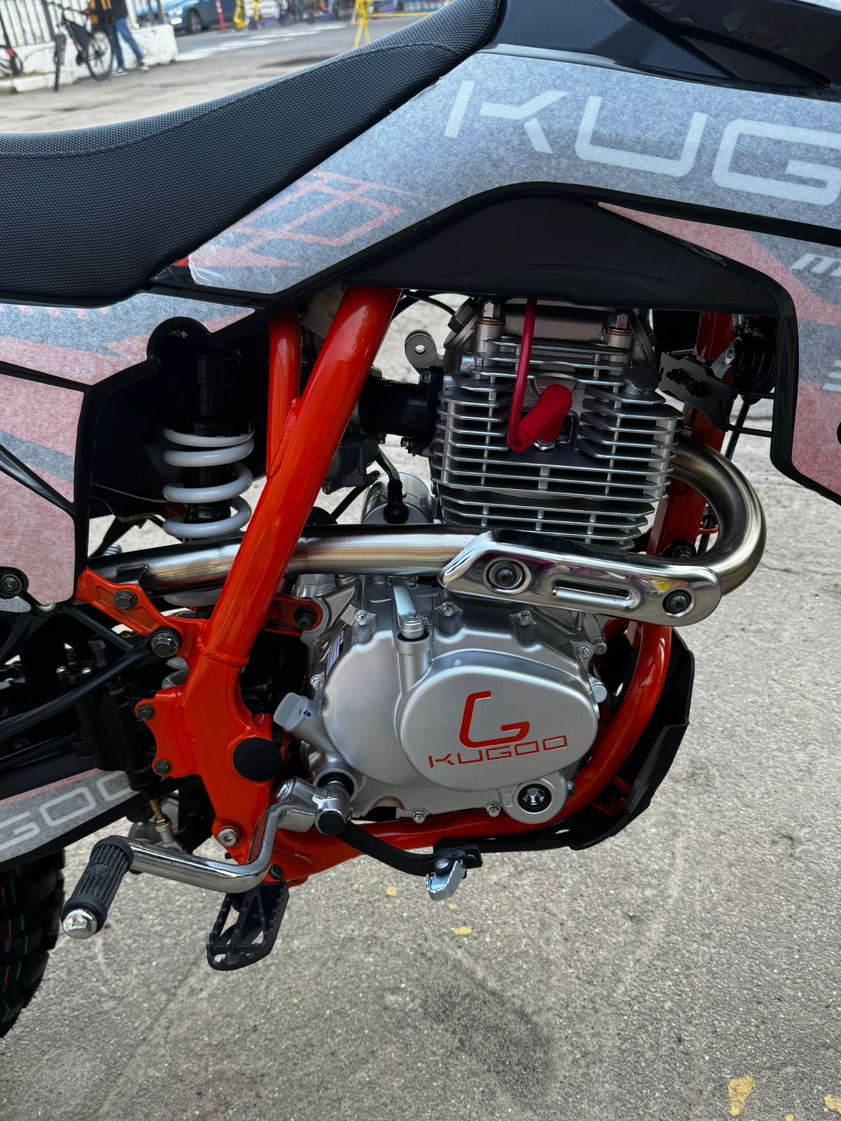 Купить Мотоцикл KUGOO JL-300 по цене 105 900 руб. в интернет-магазине Futumag в Москве